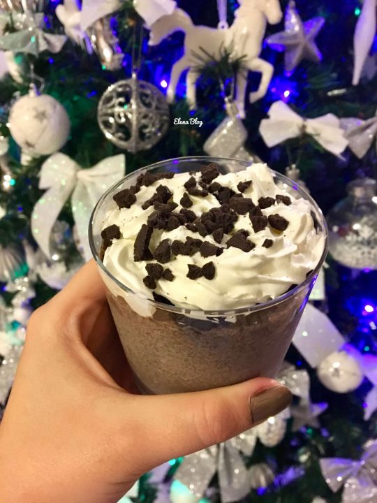 Milkshake delicios și răcoritor cu Oreo Crumbs